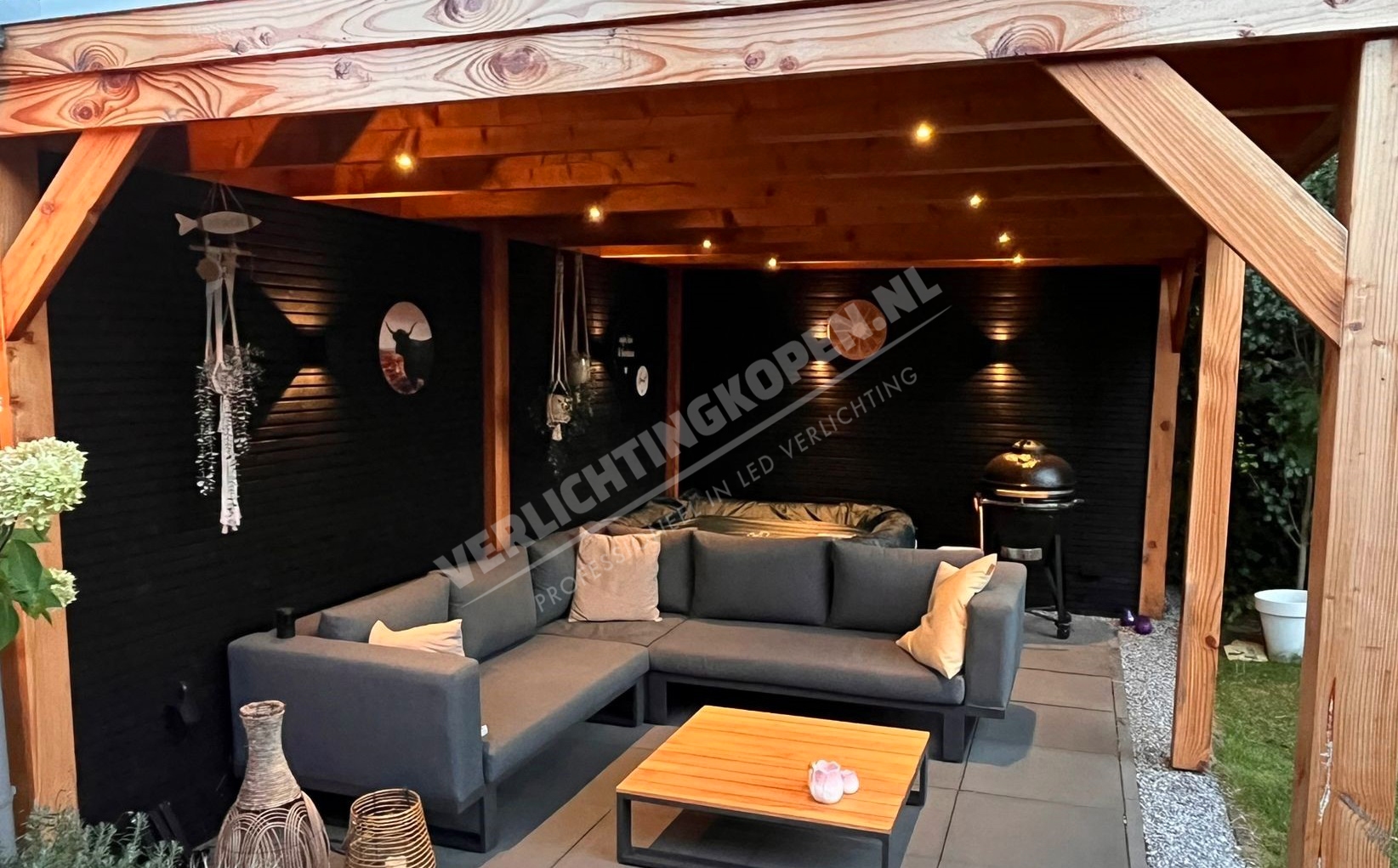 Welke verlichting onder overkapping? - Verlichtingkopen.nl